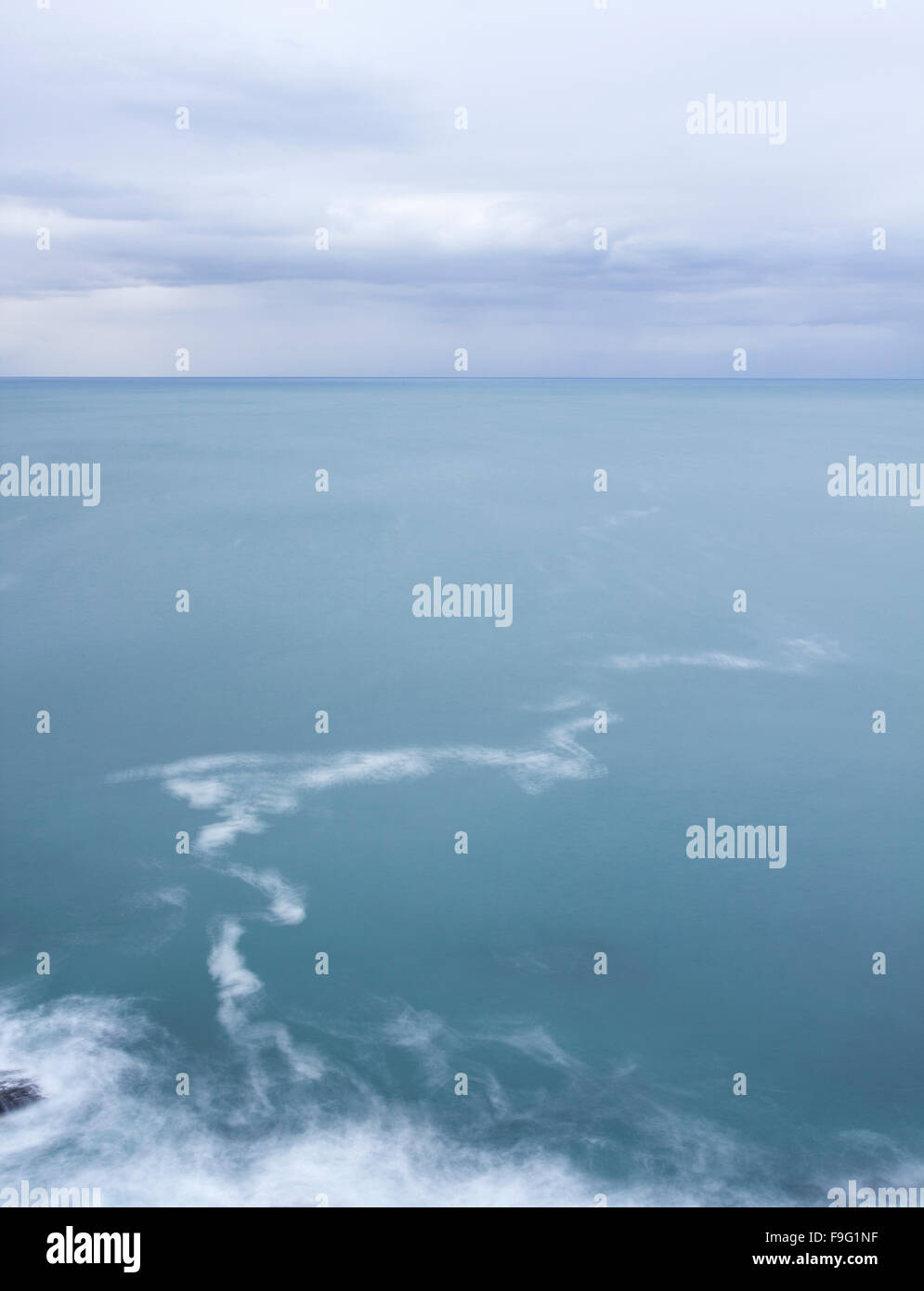 calm sea horizon Stock Photo - Alamy