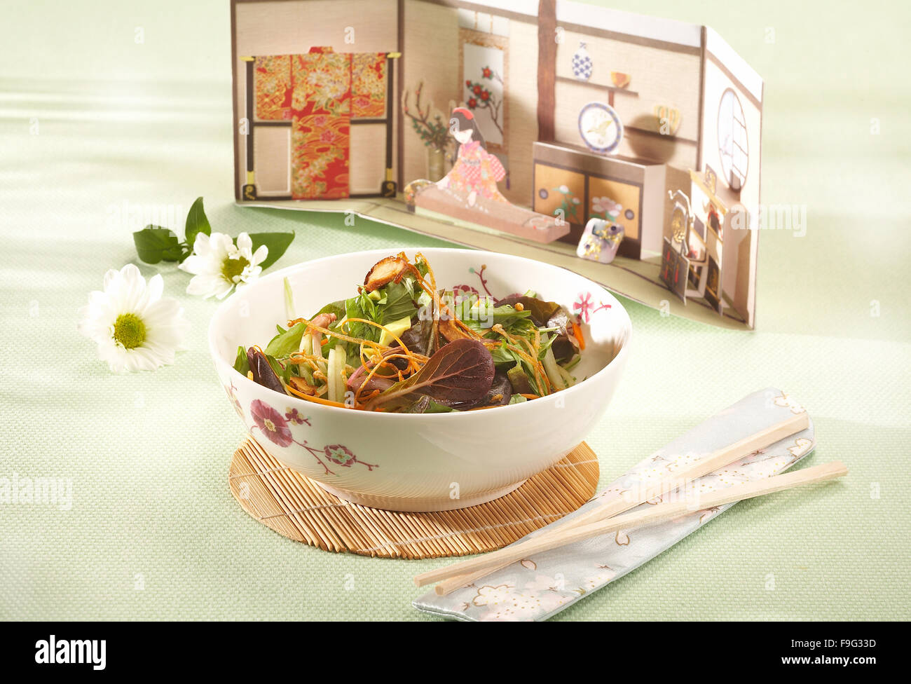 Lettuce Salad Wafu Sarada Stock Photo - Alamy