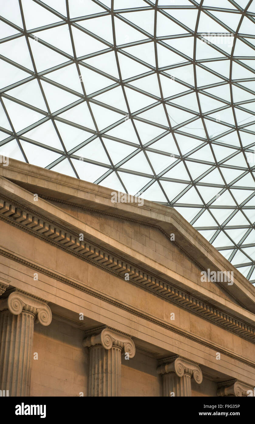 British Museum London Glass Roof High Resolution Stock Photography and ...