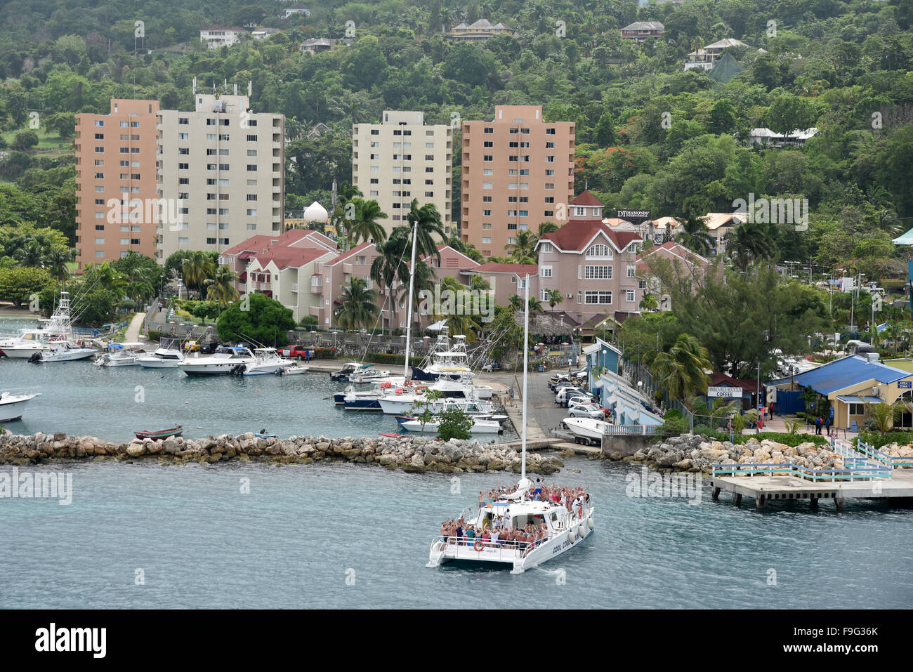 Ocho rios jamaica town hi-res stock photography and images - Alamy