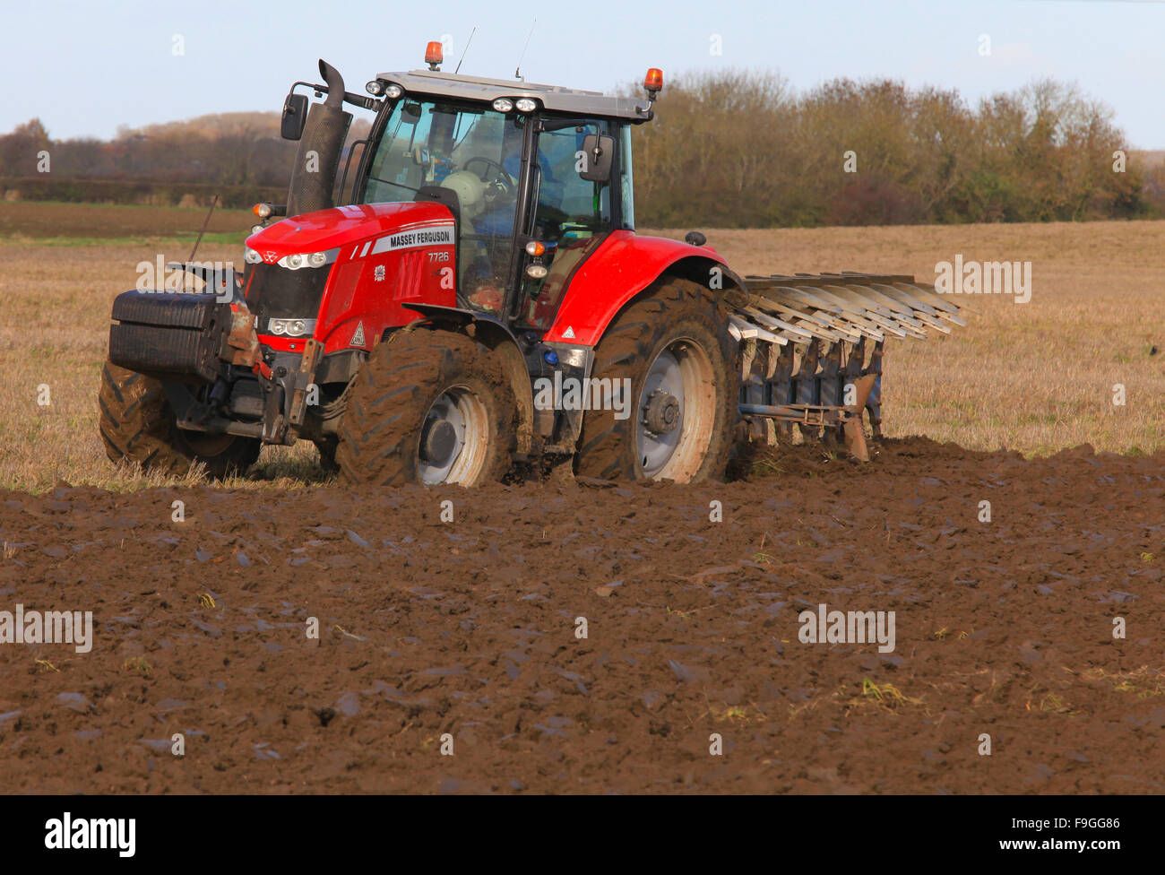 Massey Ferguson 7726, big red tractor, beautiful machine, powerful ...