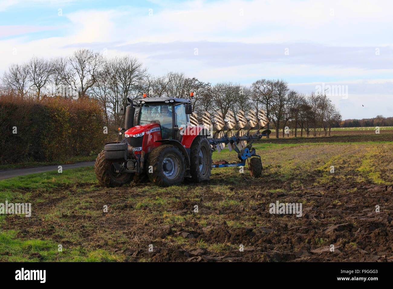 Massey Ferguson 7726, big red tractor, beautiful machine, powerful ...