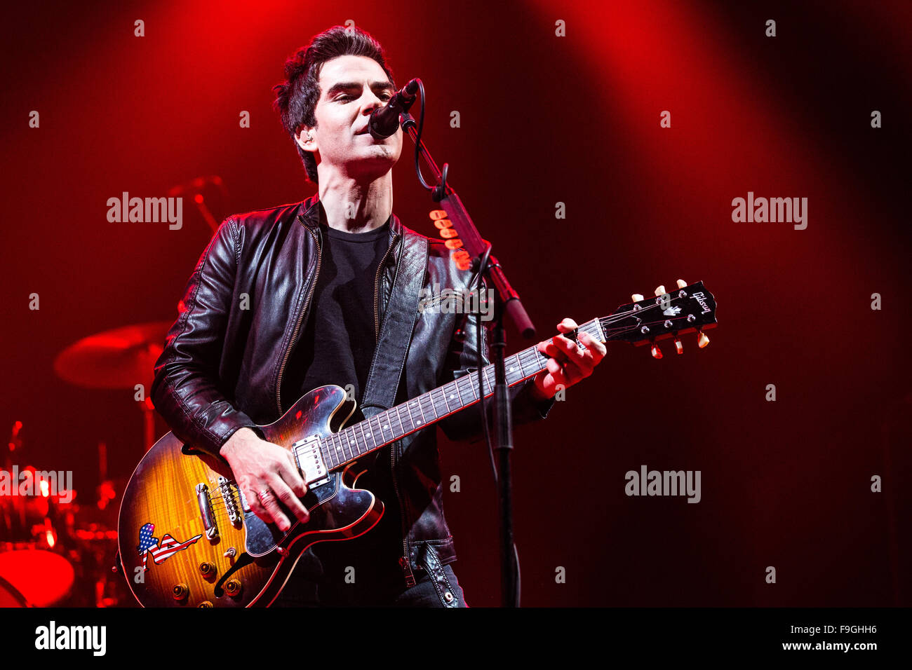 The O2, North Greenwich, London, UK. 16th December, 2015. Stereophonics ...