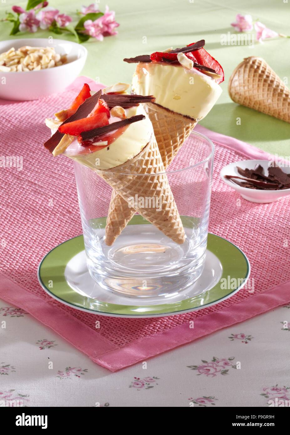 Ice cream cornetto hi-res stock photography and images - Alamy