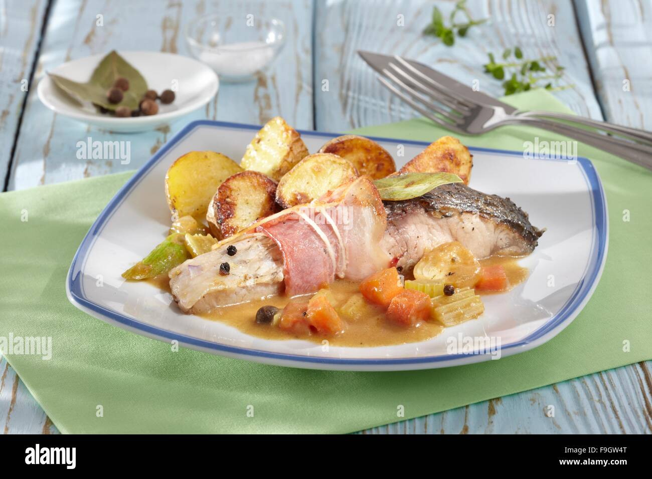 Carp in beer step by step hi-res stock photography and images - Alamy