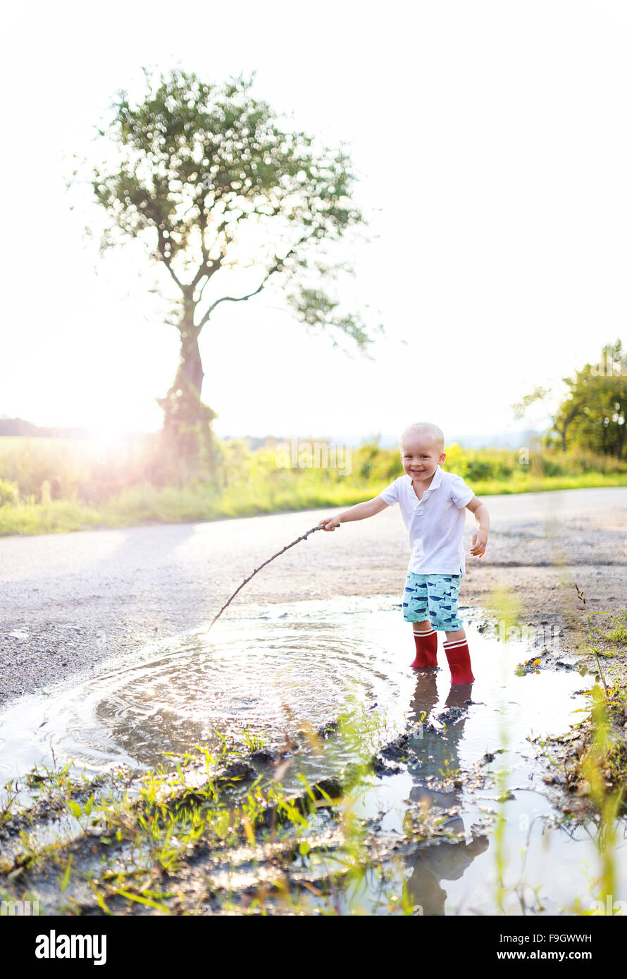Outdoor puddle fun hi-res stock photography and images - Alamy