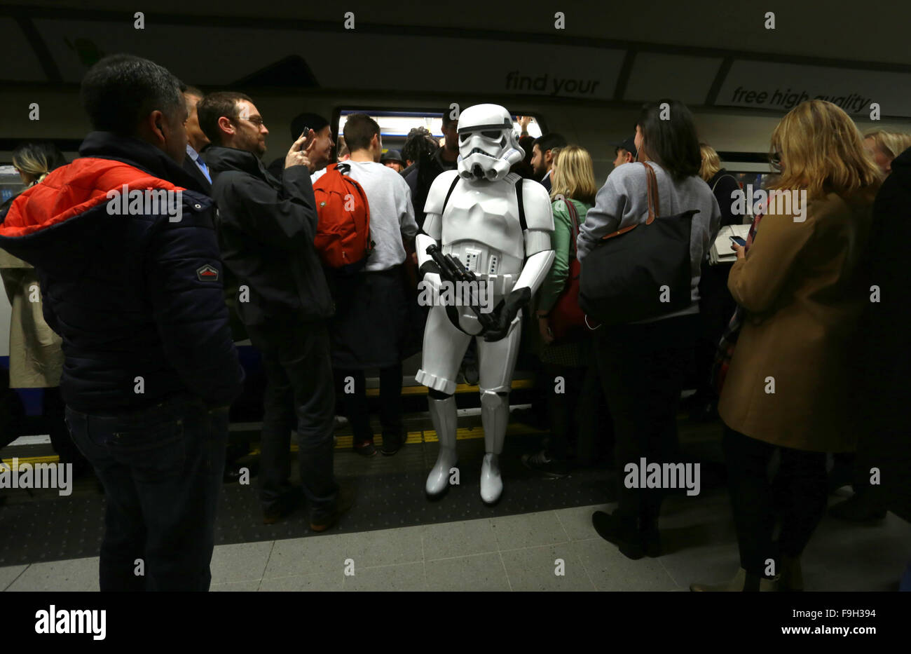London, UK. 16th December, 2015. A Stormtrooper spotted on the London ...