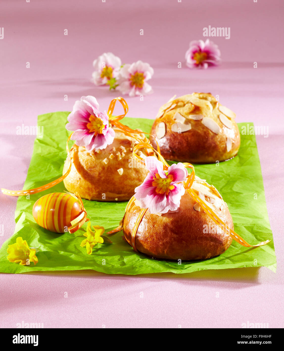 Small Easter Buns Stock Photo - Alamy