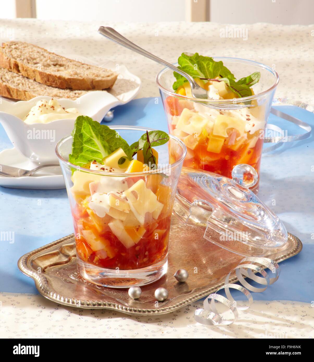 Cocktail pineapple cheese hi-res stock photography and images - Alamy