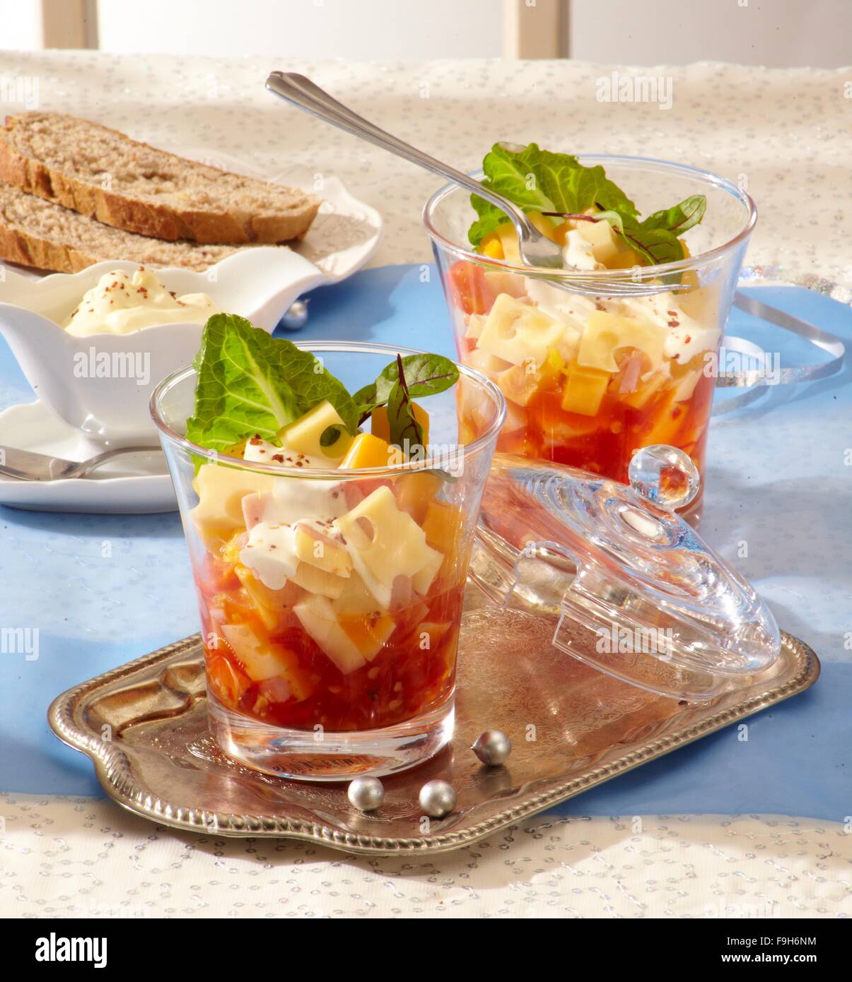 Cocktail pineapple cheese hi-res stock photography and images - Alamy