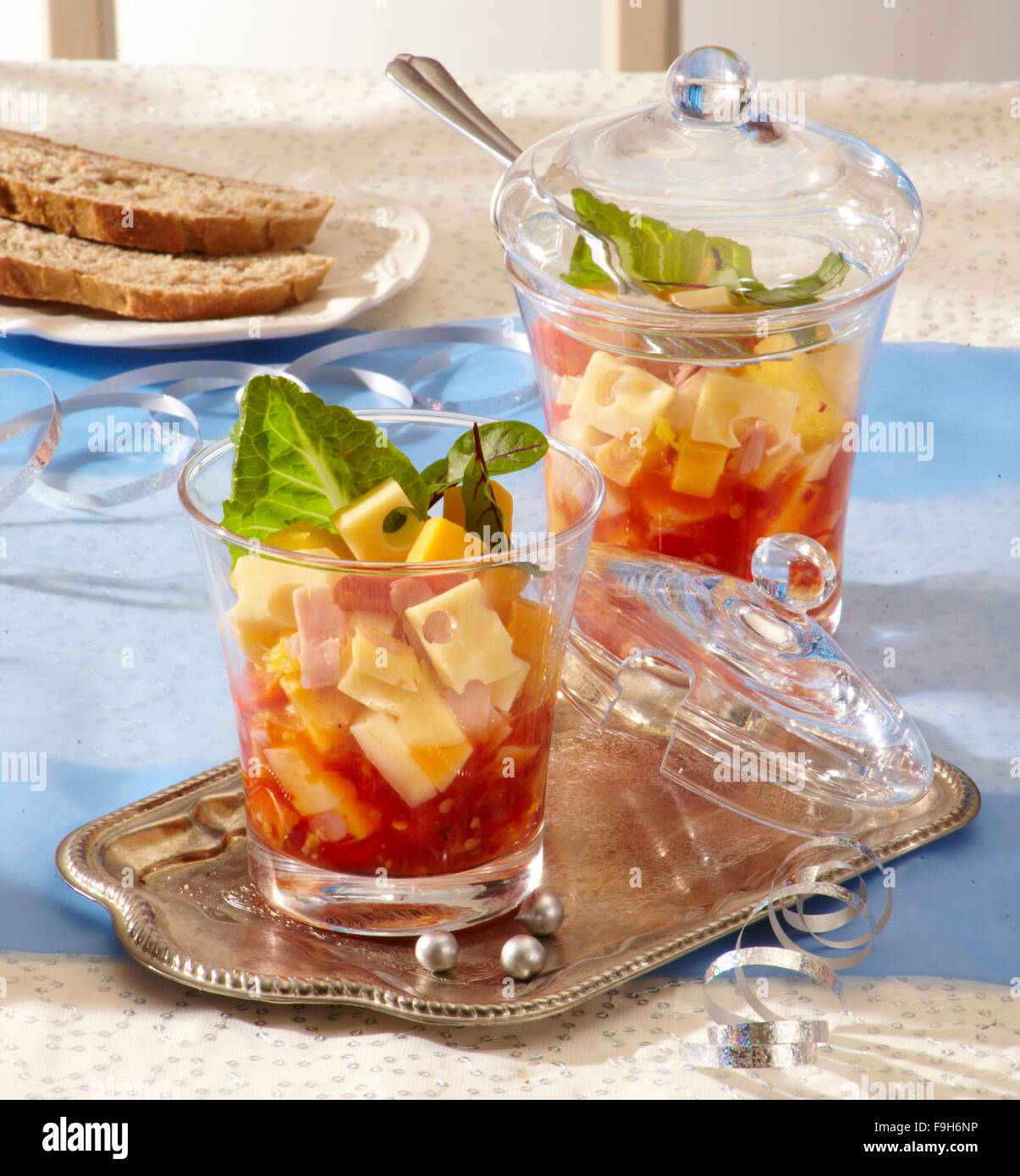 Cocktail pineapple cheese hi-res stock photography and images - Alamy