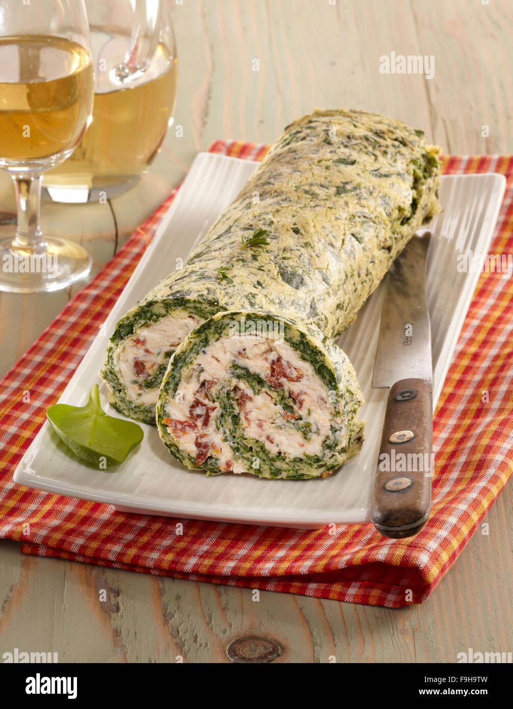 Spinach roulade + steps Stock Photo - Alamy