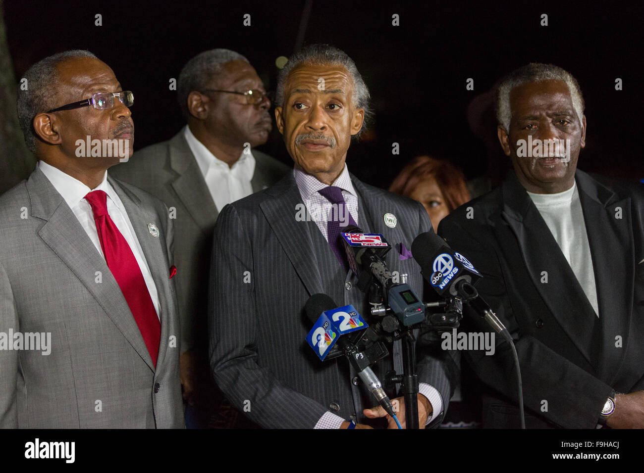 Rev james nelson hi-res stock photography and images - Alamy