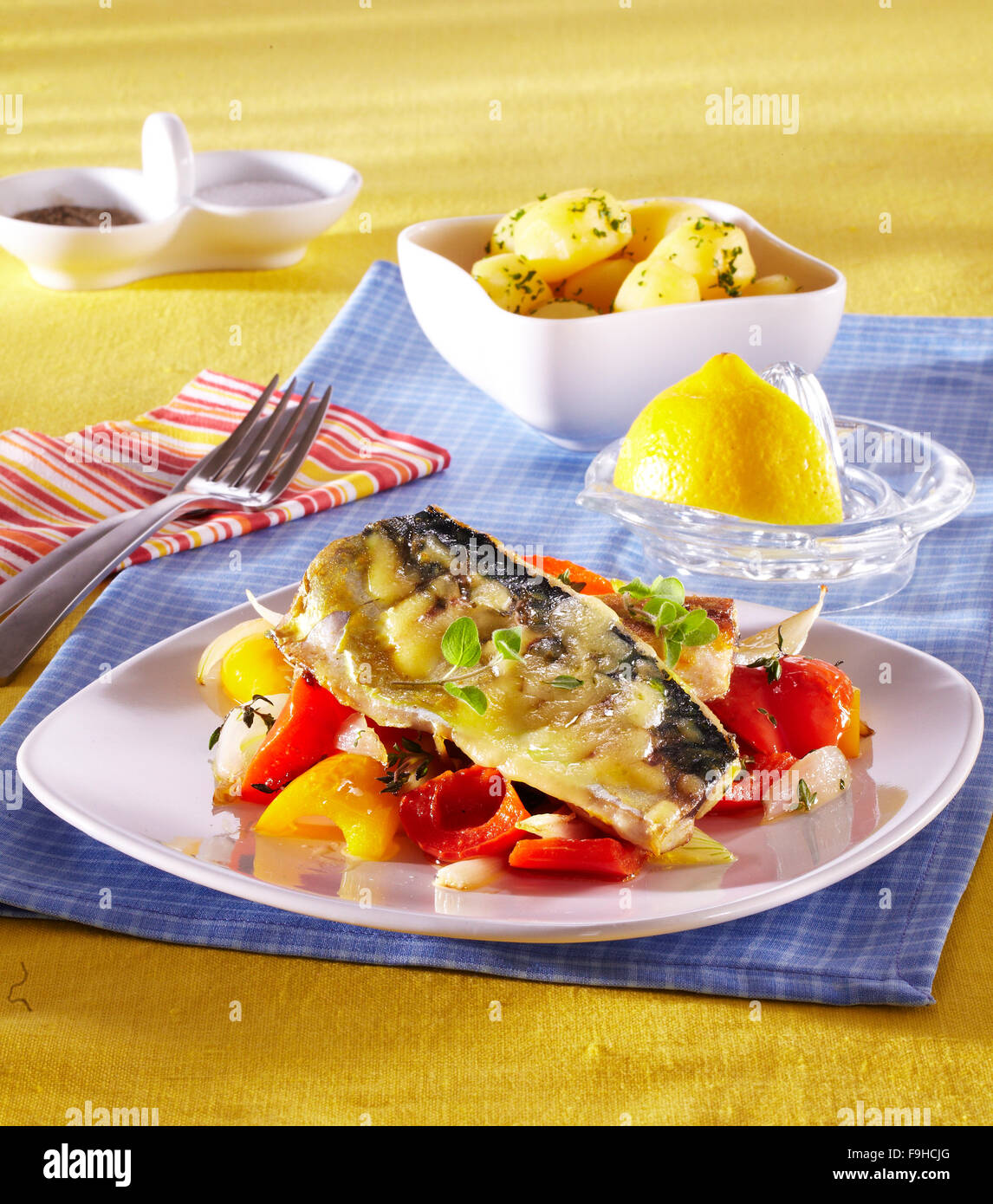 Mackerel curry hi-res stock photography and images - Alamy