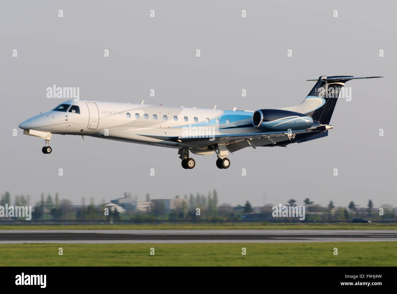 Embraer legacy hi-res stock photography and images - Alamy