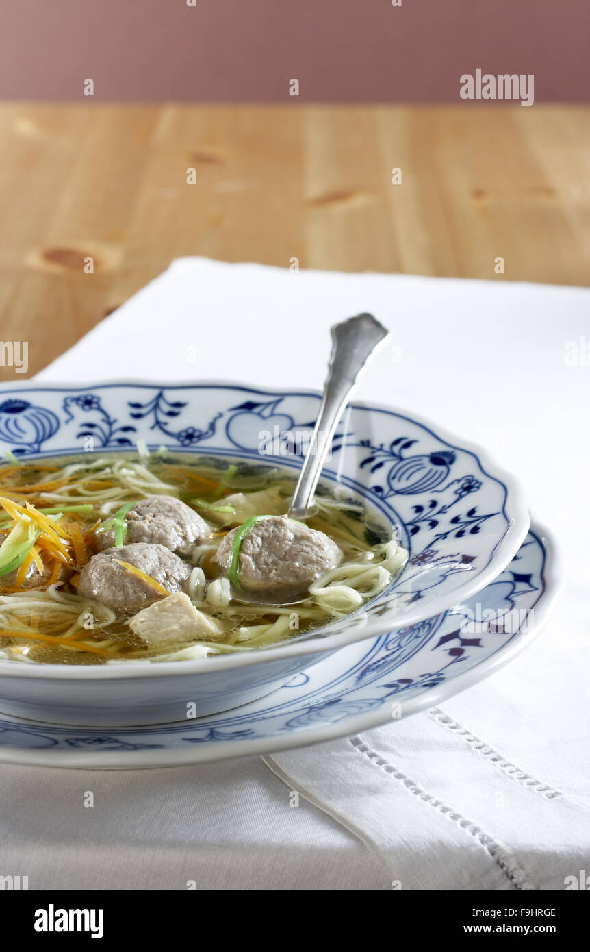 Hen broth hi-res stock photography and images - Alamy