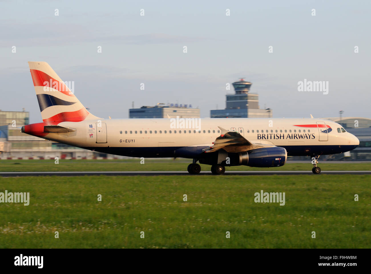 Ba british airways airbus a320 hi-res stock photography and images - Alamy