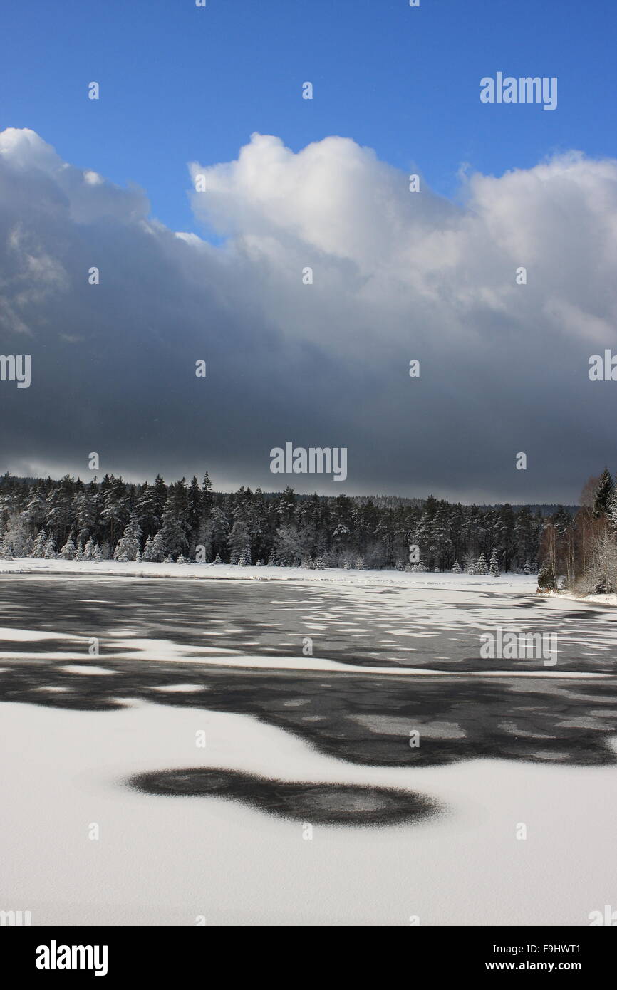 Frozen lake lipno hi-res stock photography and images - Alamy