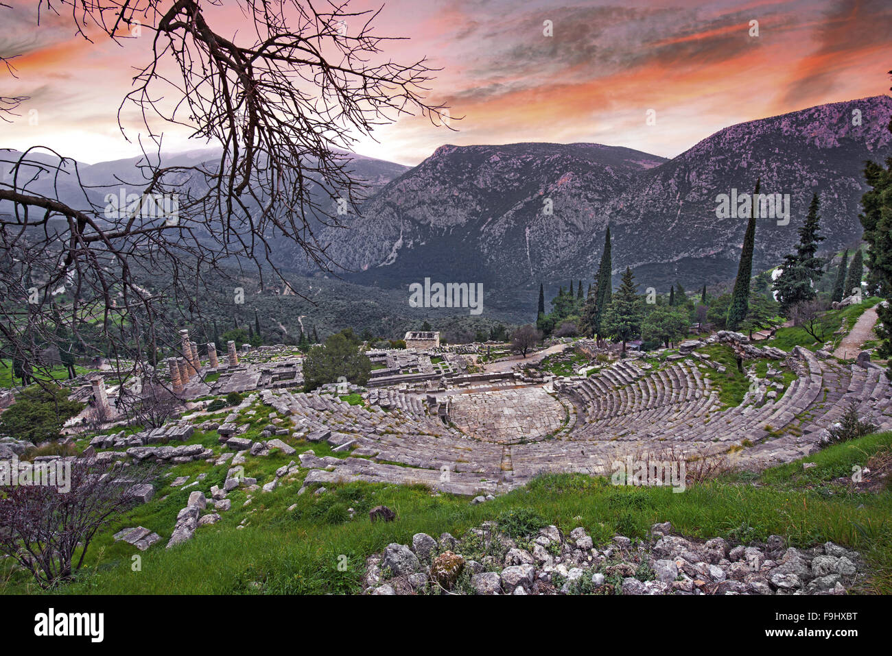 Sunset in delphi hi-res stock photography and images - Alamy