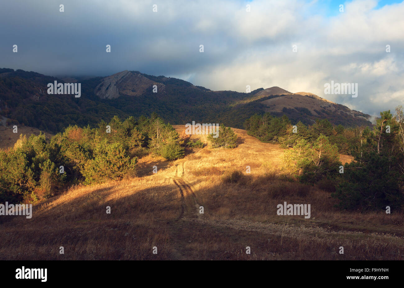 Dramatic low light landscape hi-res stock photography and images - Alamy