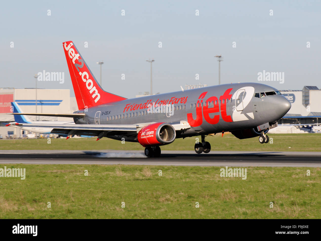 Jet2 boeing 737 prague hi-res stock photography and images - Alamy
