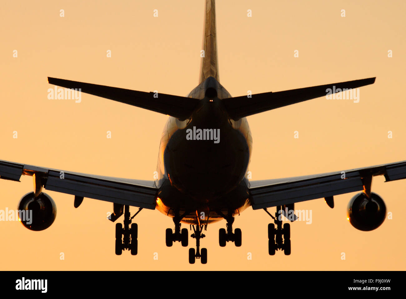 Lufthansa Boeing 747 400 High Resolution Stock Photography and Images ...