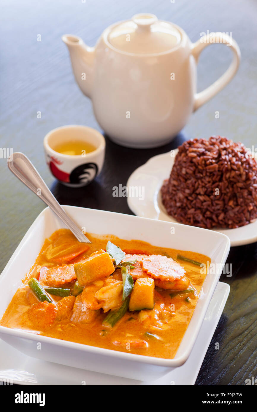 Thai red rice hi-res stock photography and images - Alamy