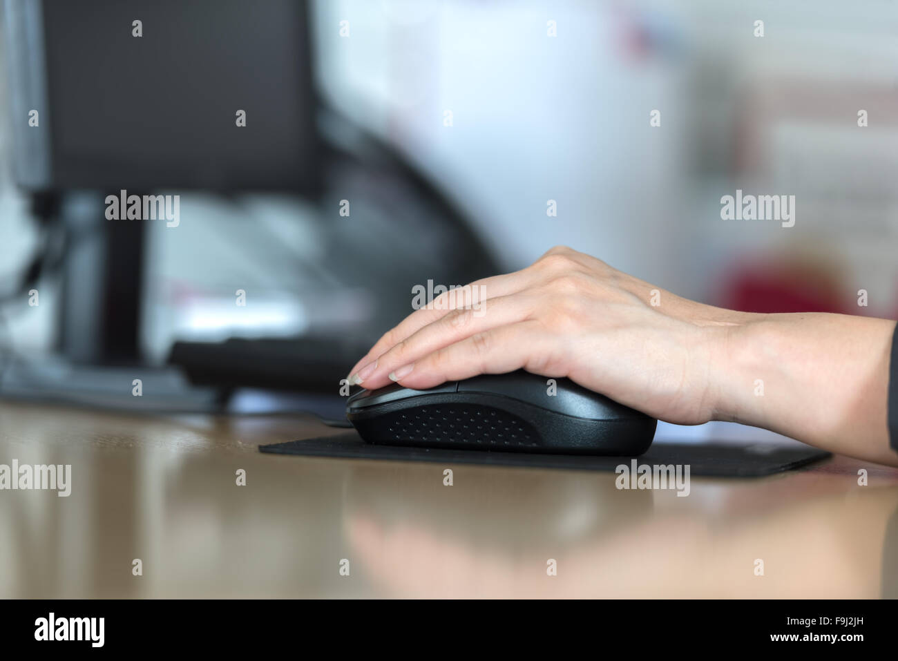 Hand clicking hi-res stock photography and images - Alamy