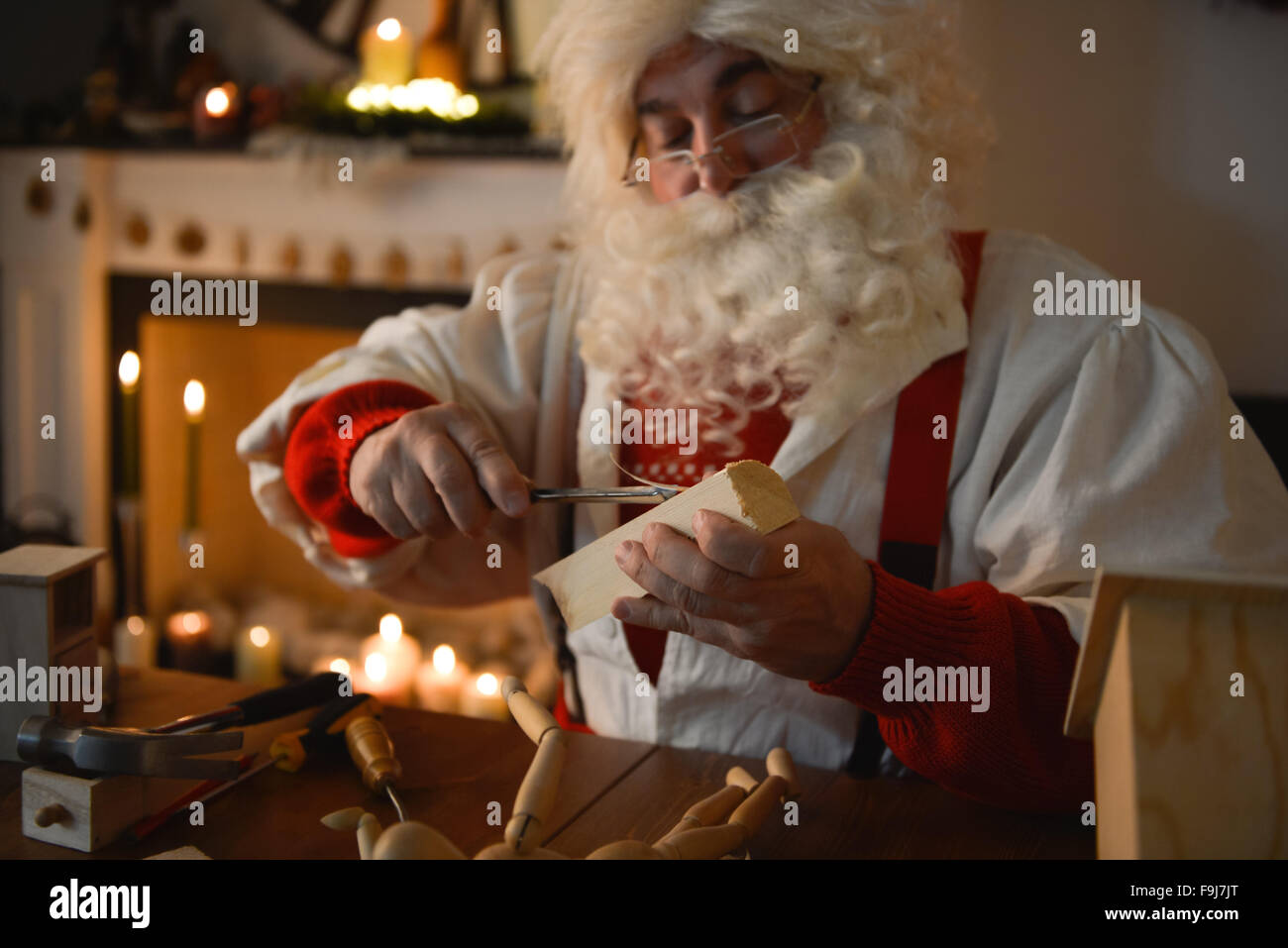 Fireplace carving hi-res stock photography and images - Alamy