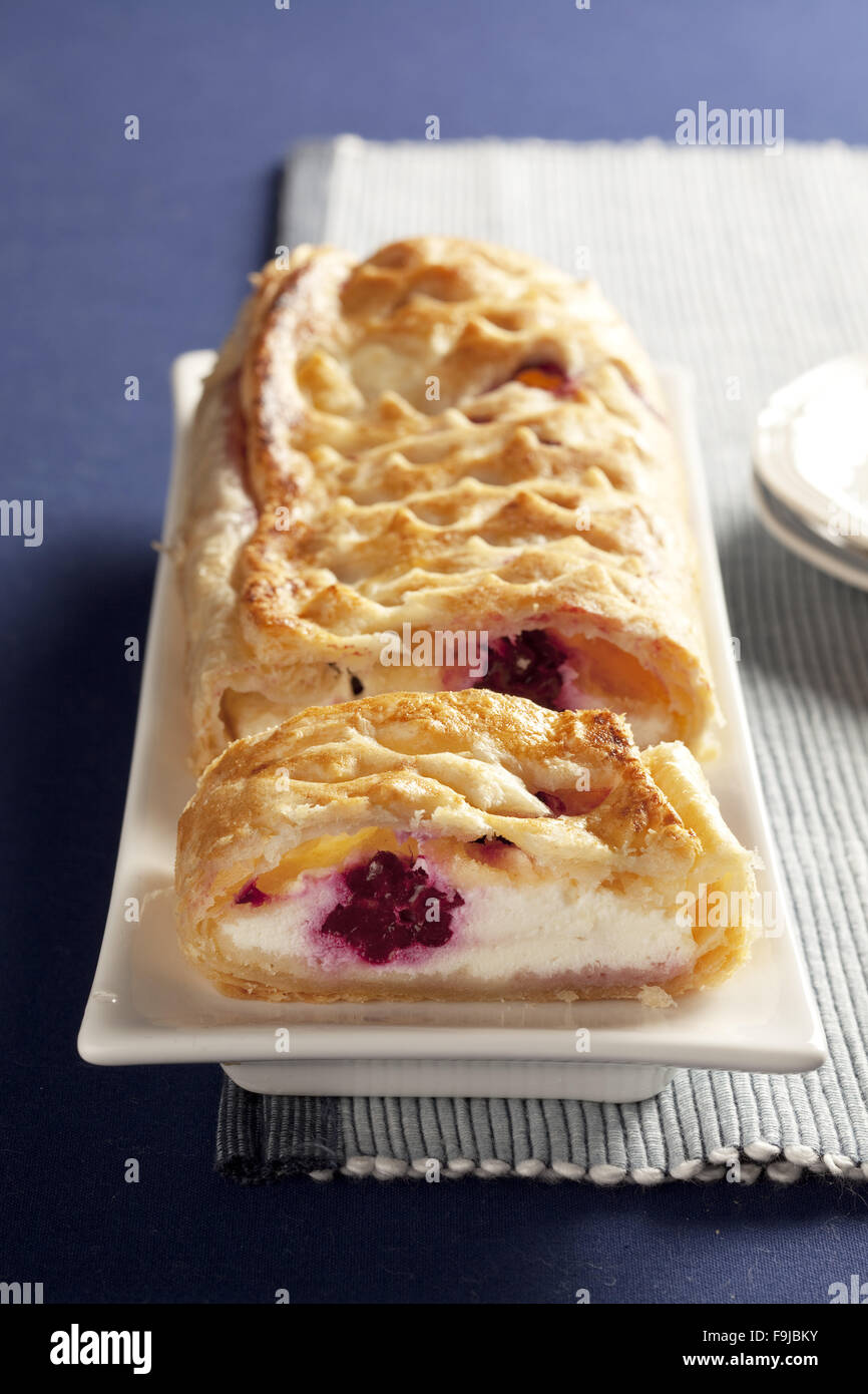 Curd strudel hi-res stock photography and images - Alamy