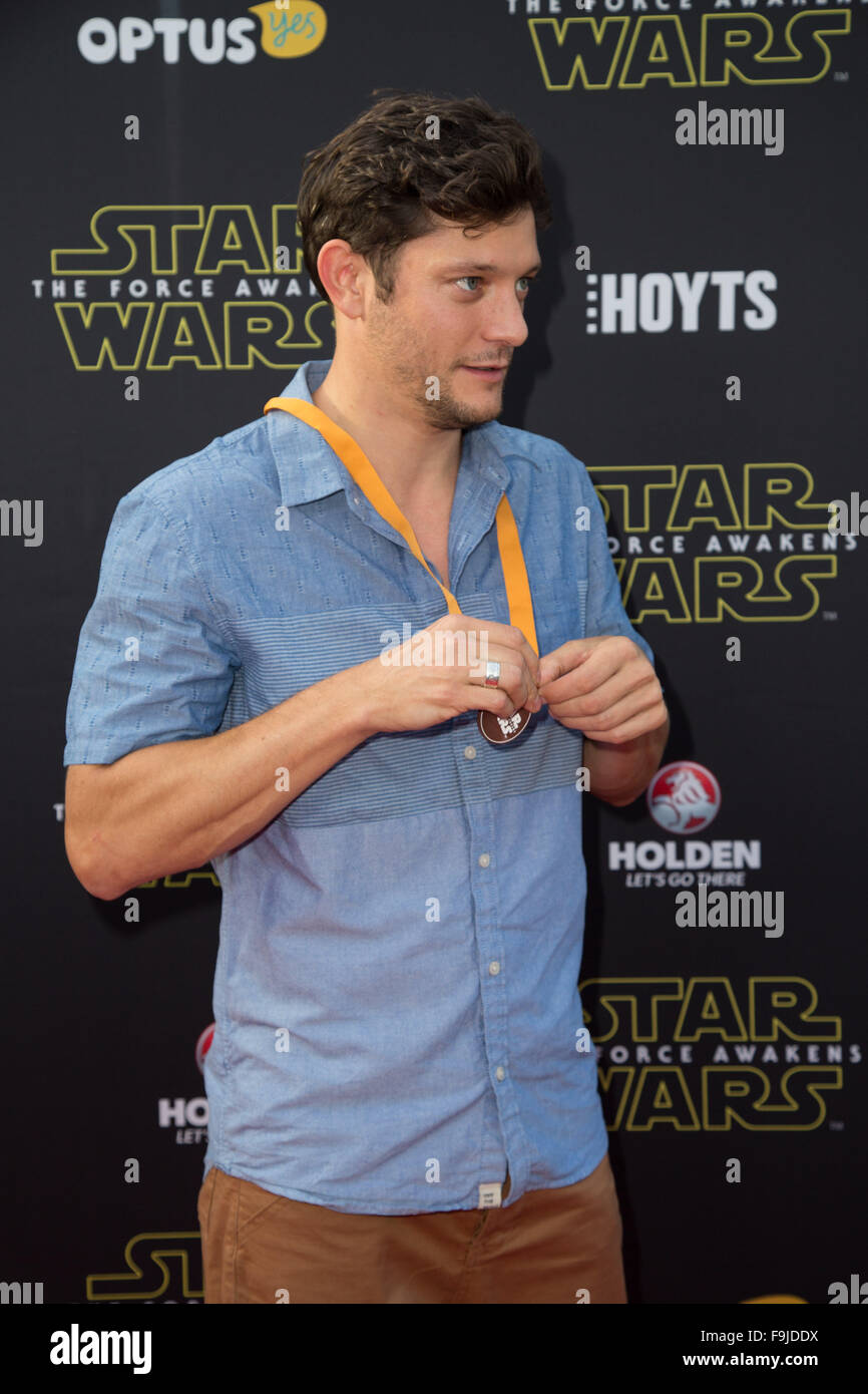 Sydney, Australia. 16 December 2015. Performer Rob Mills arrives on the ...