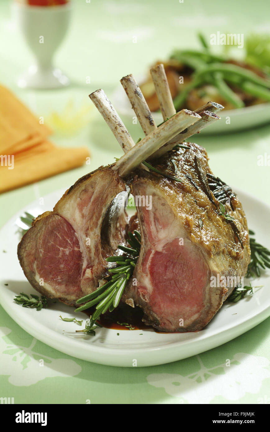 Roast saddle of lamb hi-res stock photography and images - Alamy