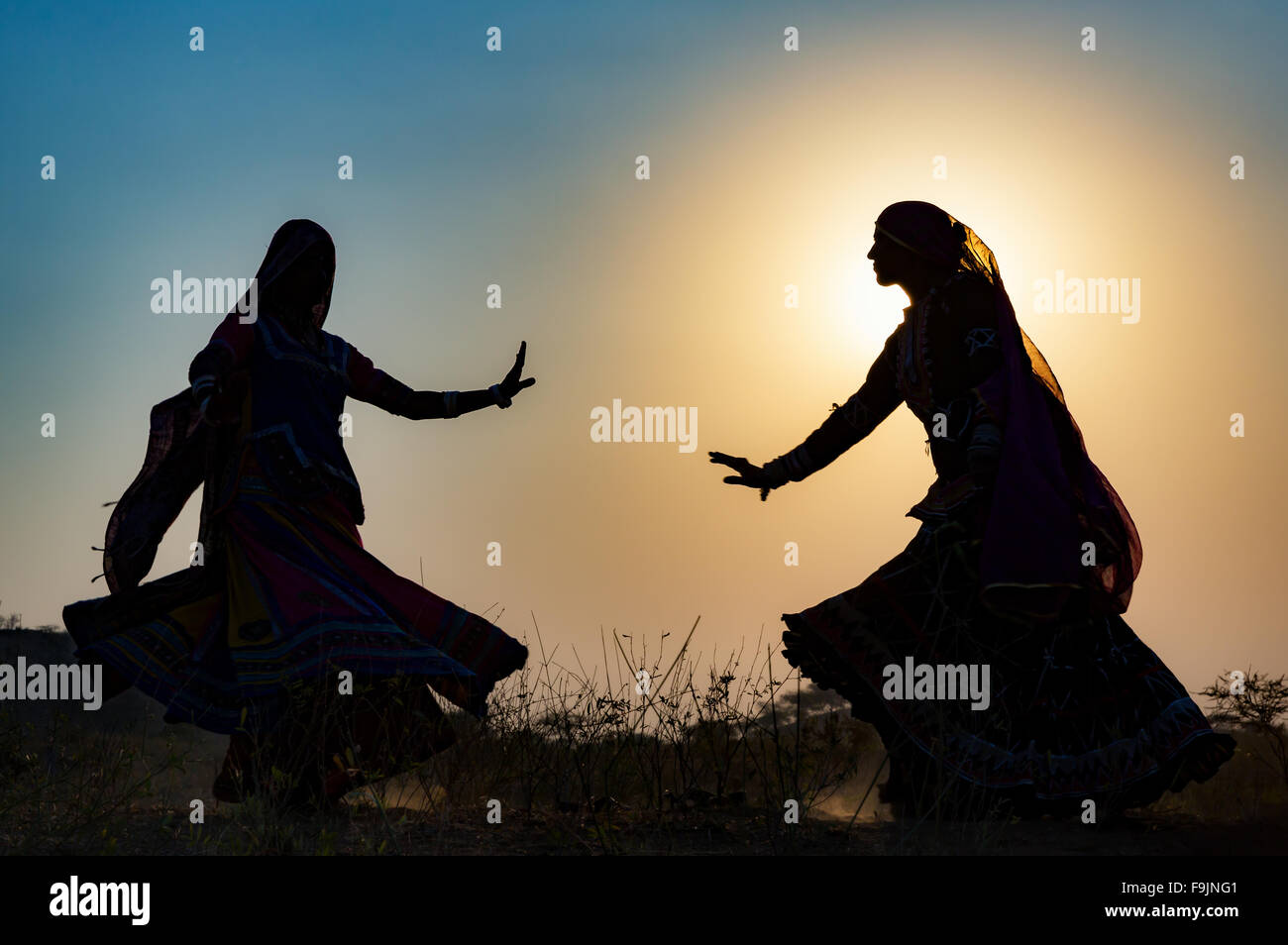 Dancing gypsy hi-res stock photography and images - Alamy