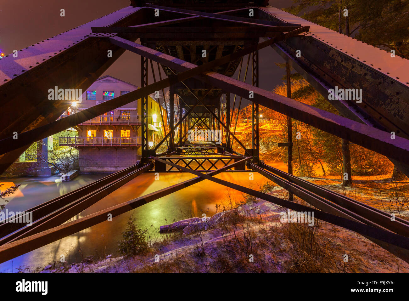 Pratt truss bridges hi-res stock photography and images - Alamy