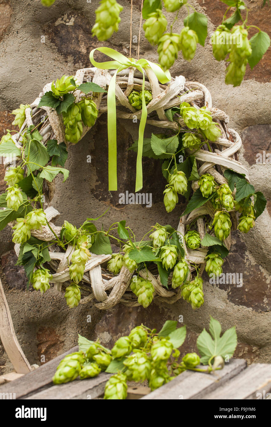 hops wreath deco Stock Photo - Alamy