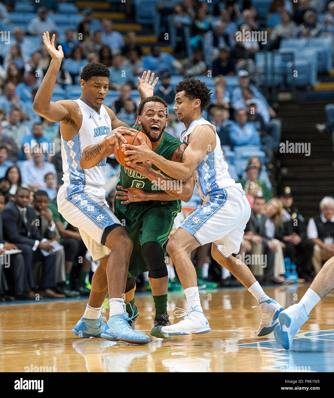 Tulane green wave mens basketball hi-res stock photography and images ...
