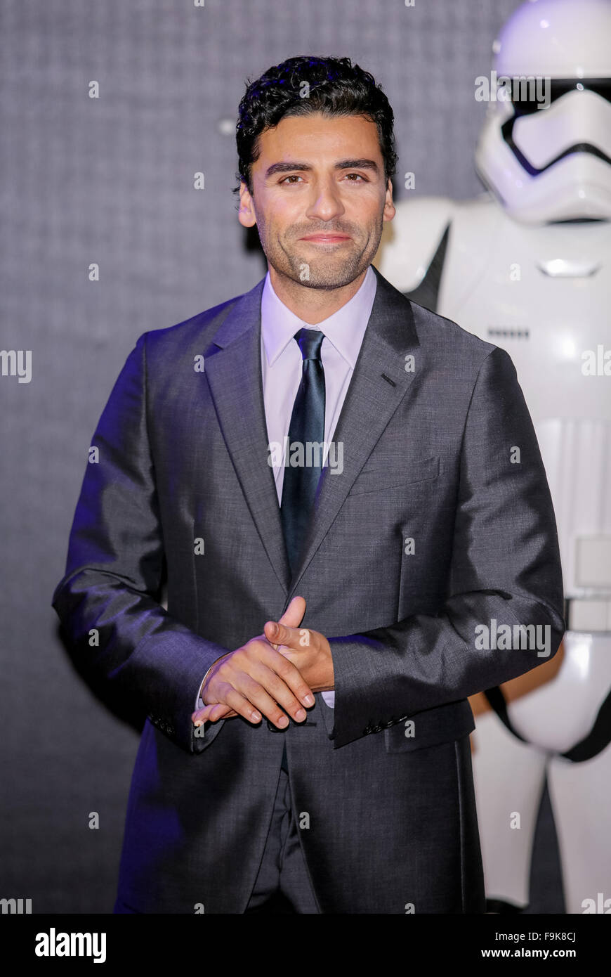 London, UK. 16th December, 2015. Oscar Isaac Actor Star Wars; The Force ...
