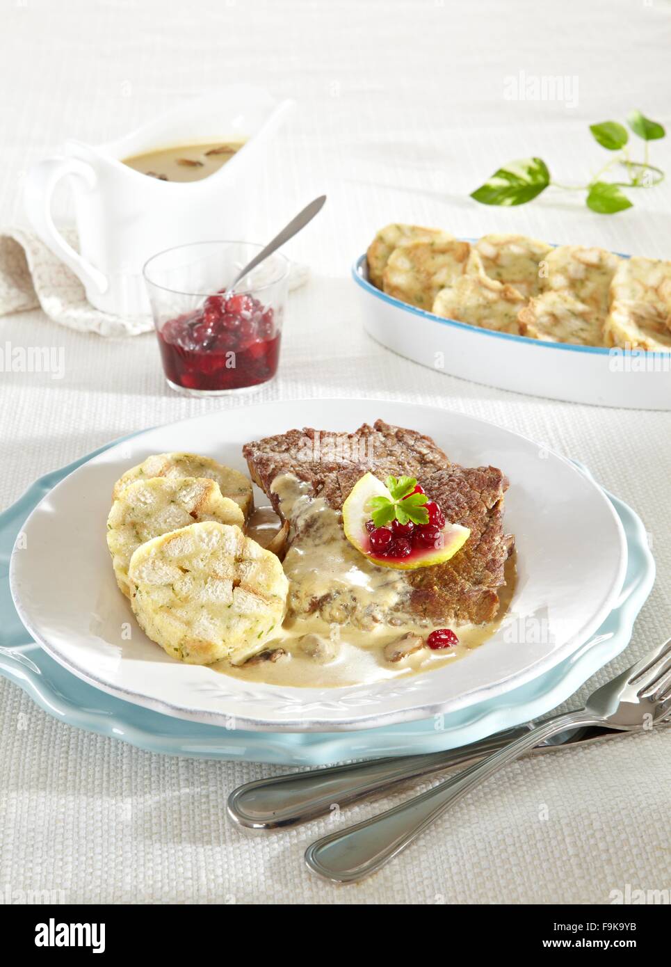 Beef with Mushroom Sauce Stock Photo - Alamy