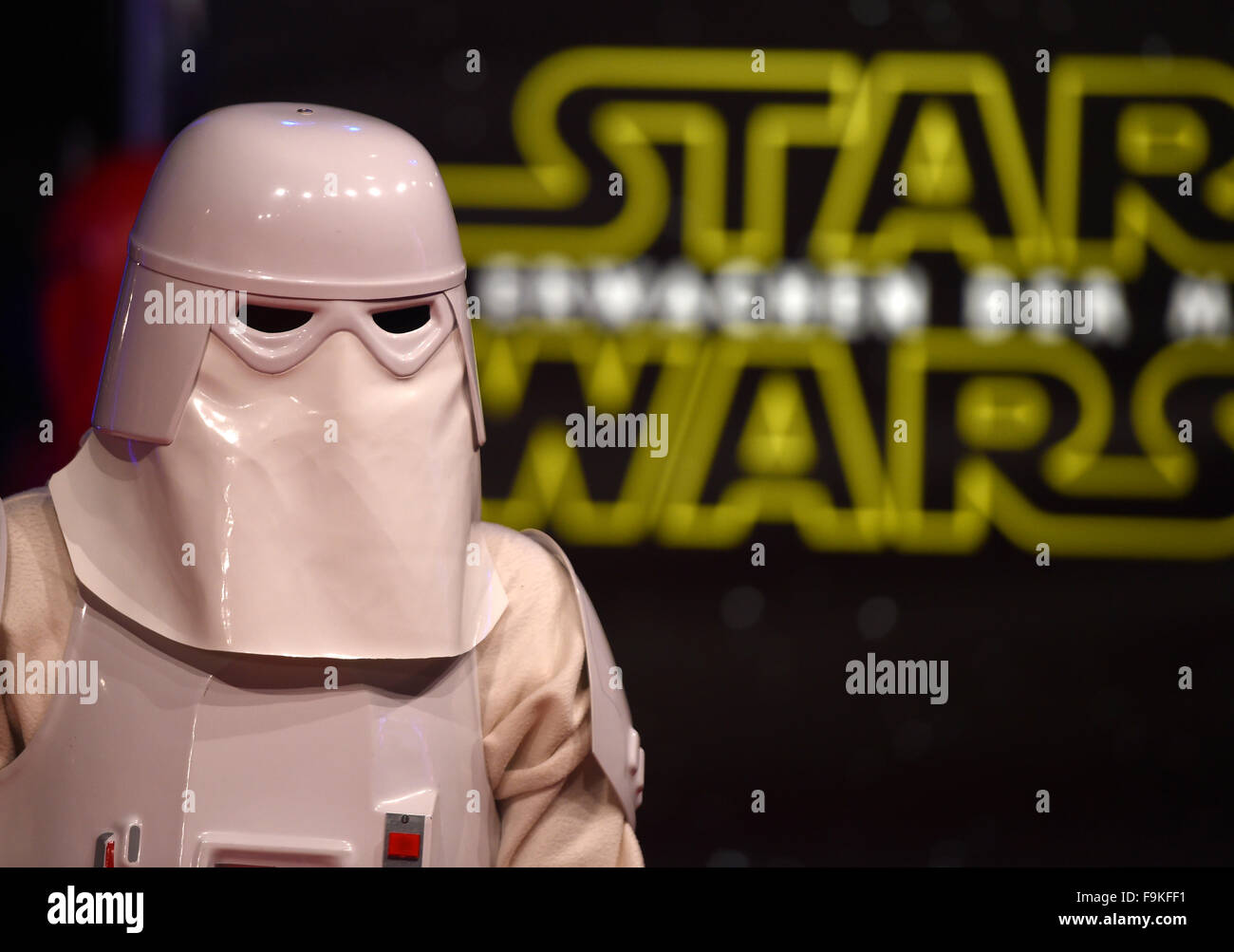 Berlin, Germany. 16th Dec, 2015. A Star Wars character impersonator ...