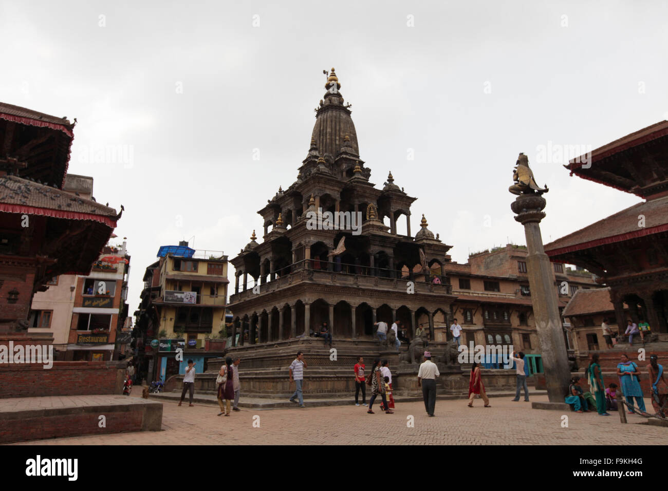 Krishna mandir temple hi-res stock photography and images - Alamy