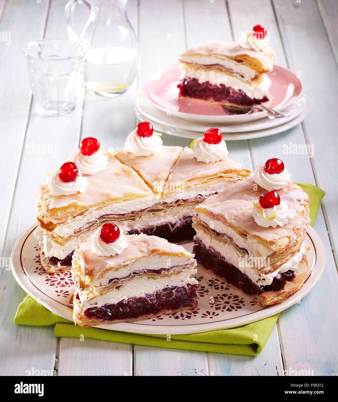 Puff pastry cake Stock Photo - Alamy