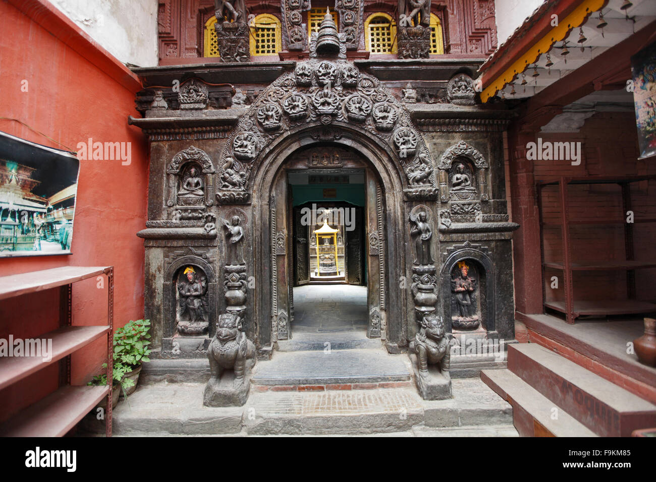 Golden gate patan hi-res stock photography and images - Alamy