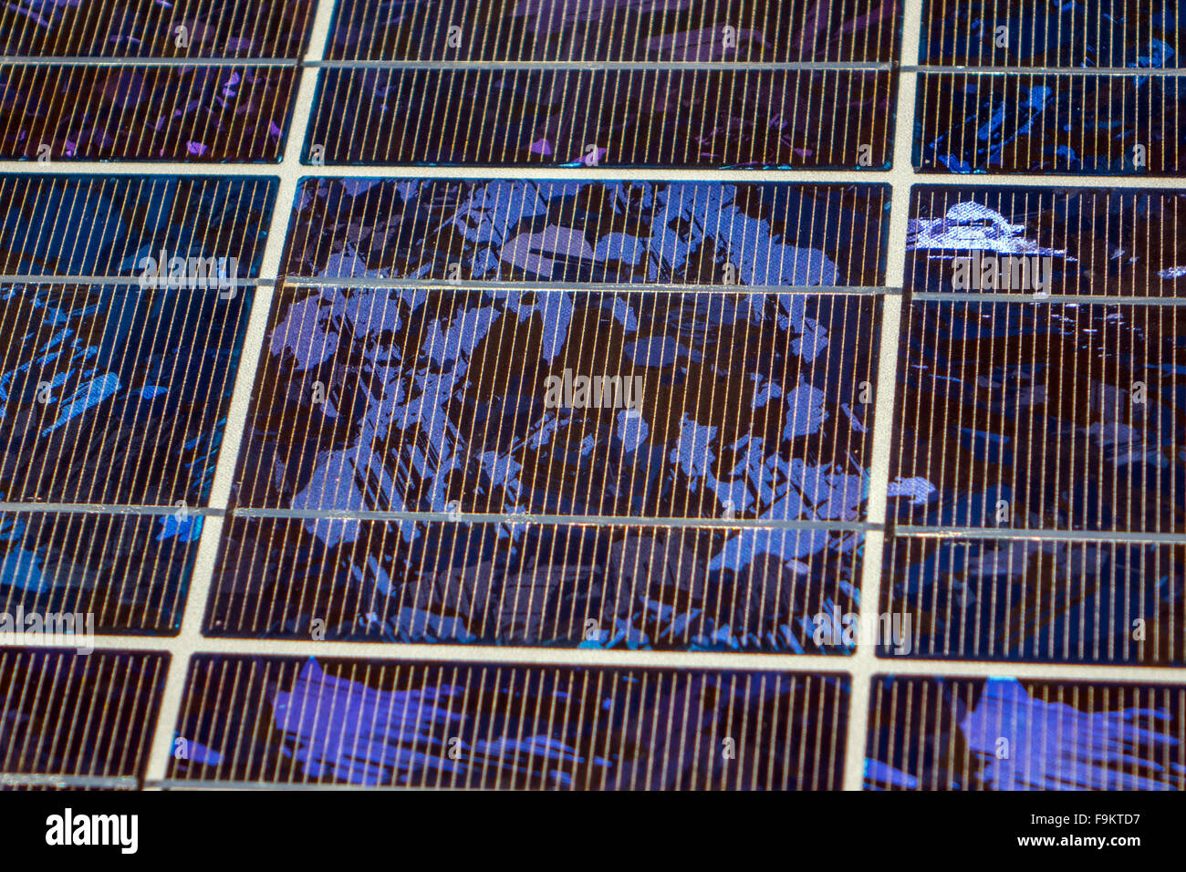 Silicon solar cell hi-res stock photography and images - Alamy
