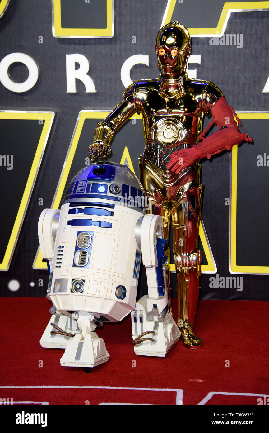 C3PO and R2D2 at the 'Star Wars: The Force Awakens ' Premiere in London ...