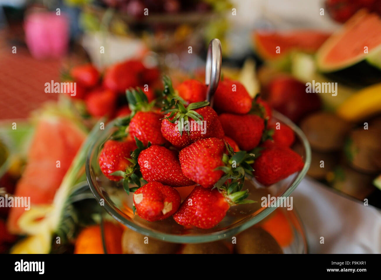 Simple candy bar hi-res stock photography and images - Alamy