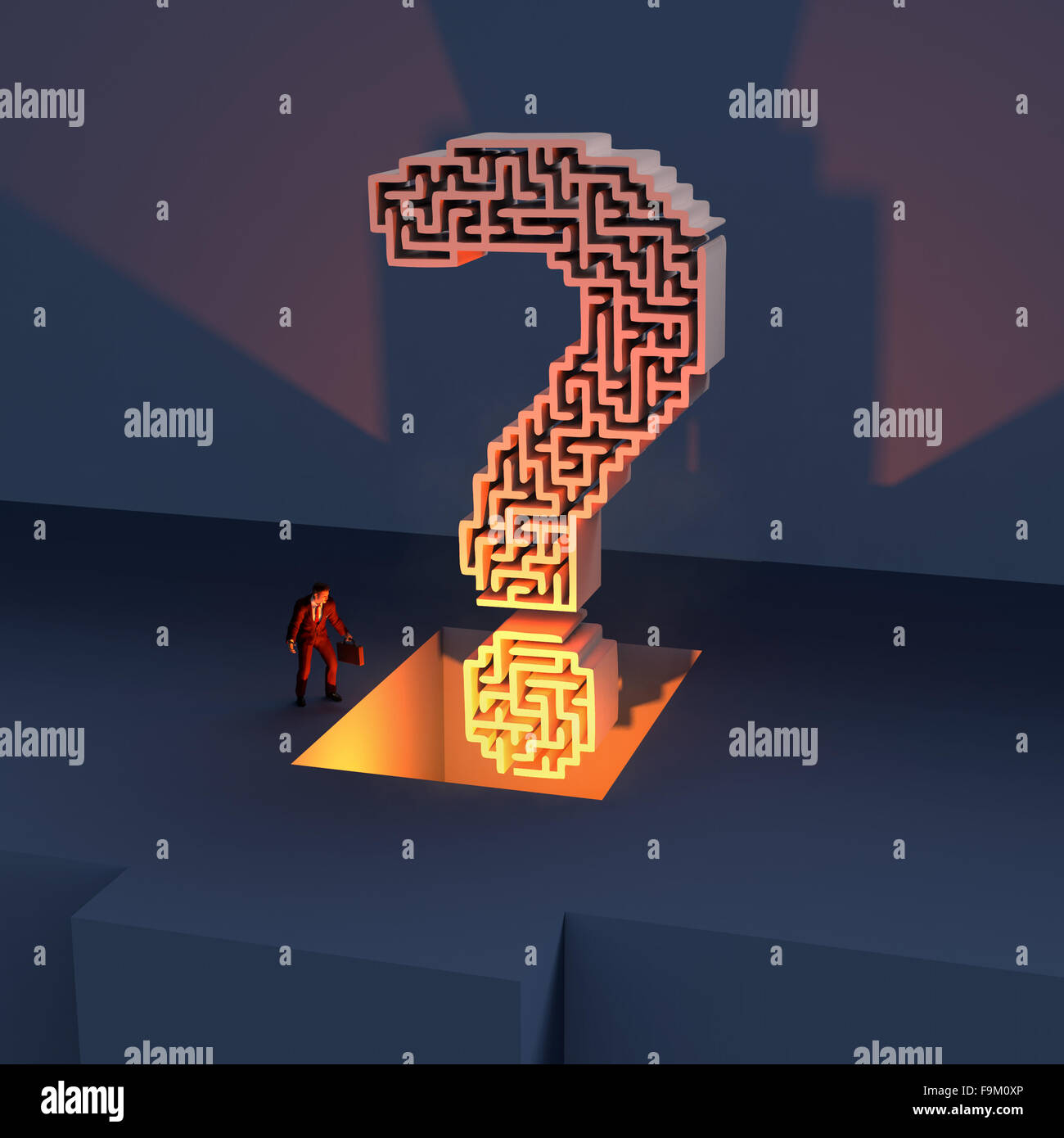 Maze question mark hi-res stock photography and images - Alamy