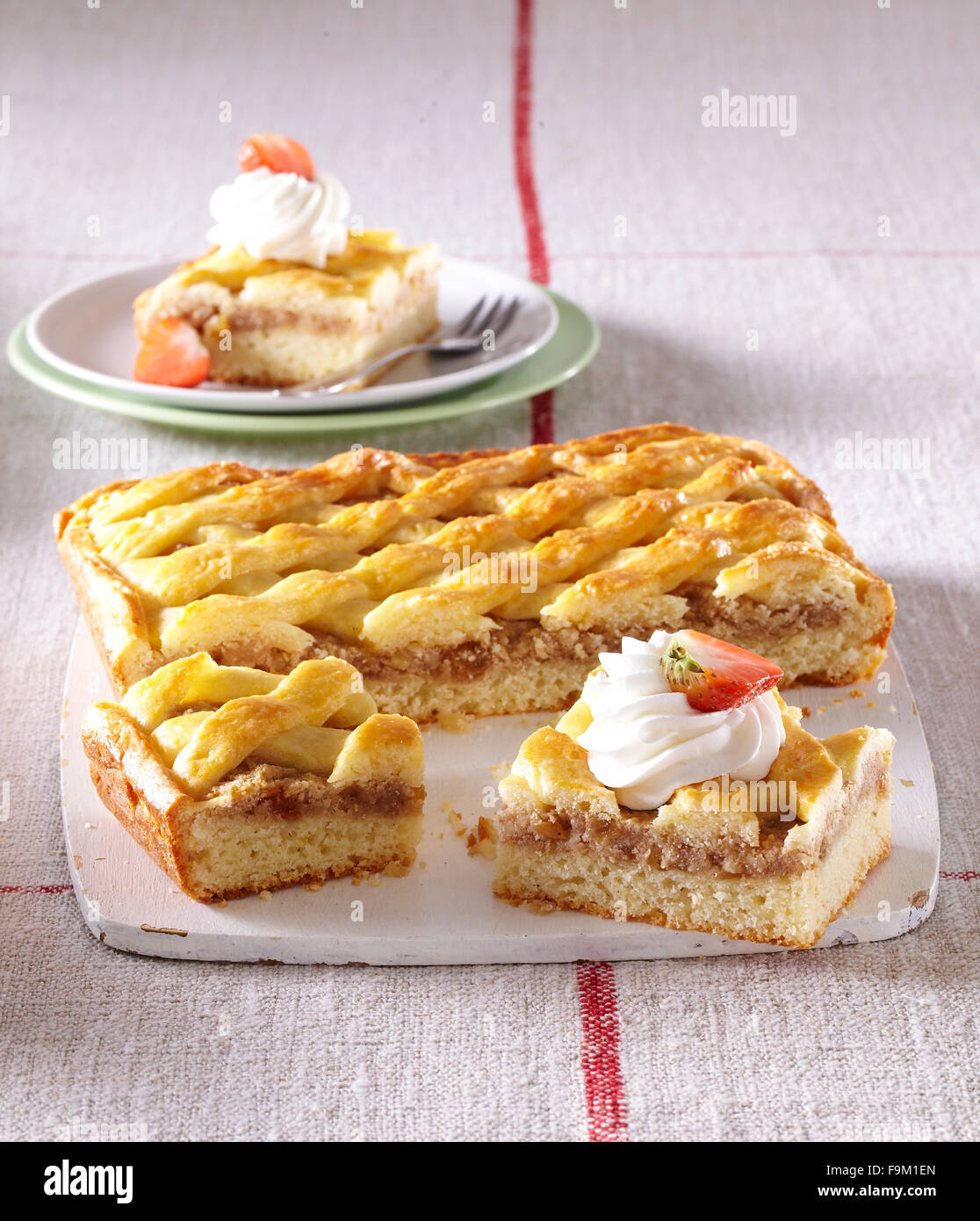Vienesse cinnamon cake Stock Photo - Alamy