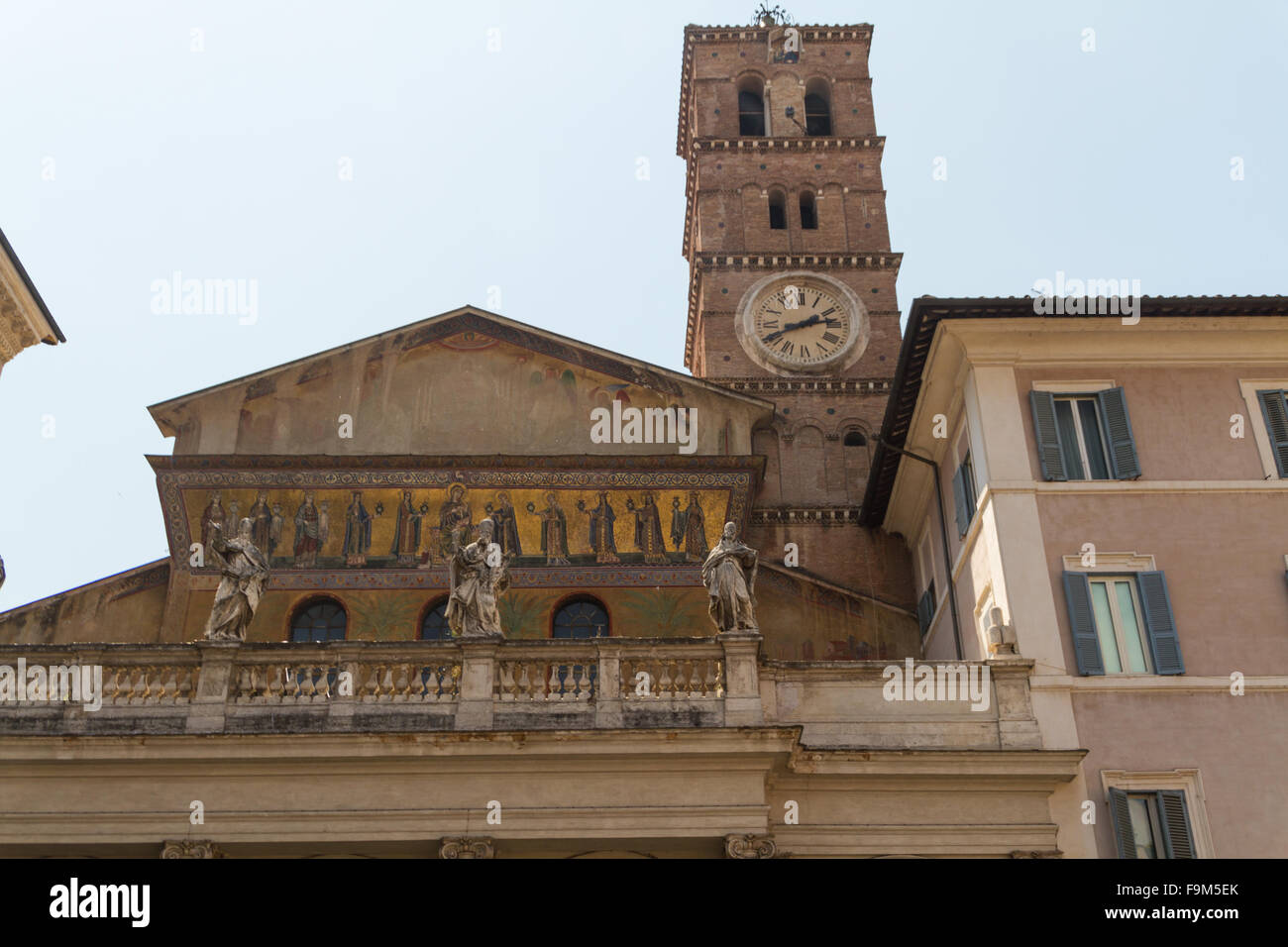 St. Maria in trastevere, Rome, italy Stock Photo - Alamy