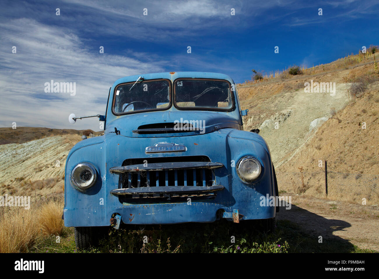 Vintage austin truck hi-res stock photography and images - Alamy