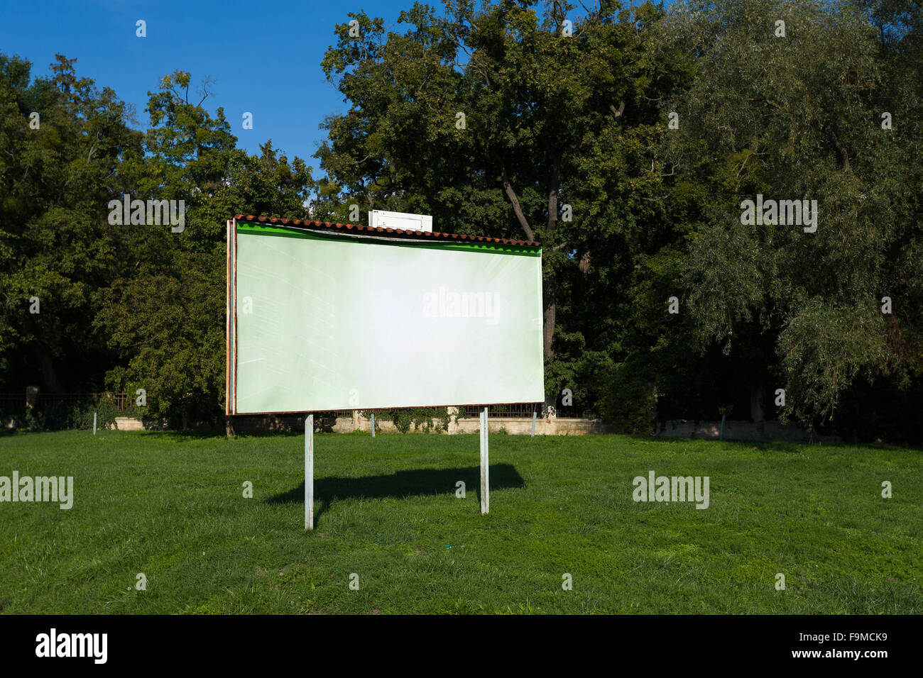 Big empty billboard hi-res stock photography and images - Alamy